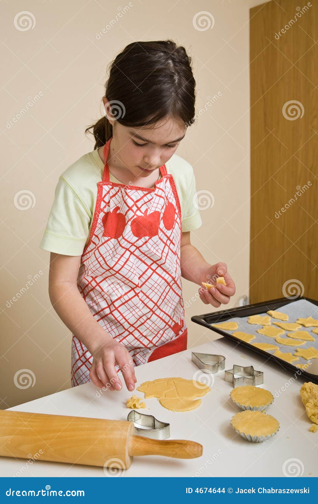 Girl making cakes stock photo. Image of creative, keeping - 4674644