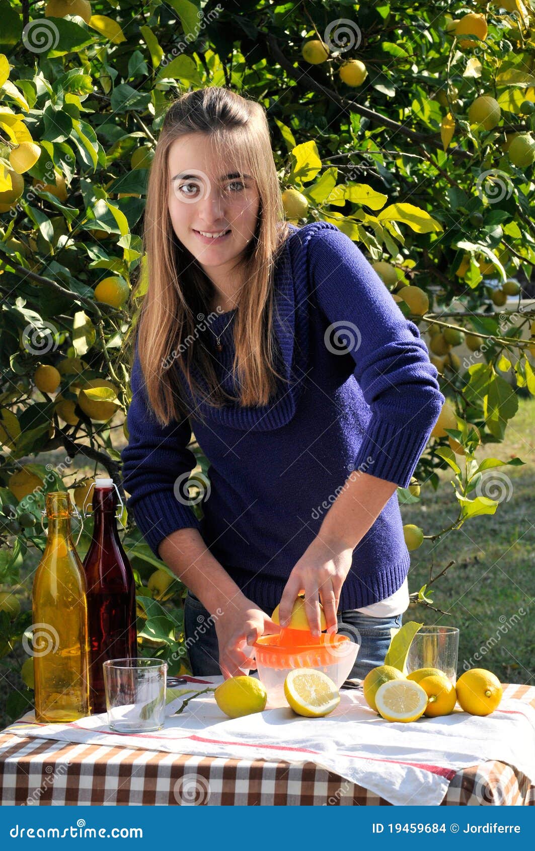 Girl Making Natural Lemonade Stock Photo - Image of juvenile, dieting ...