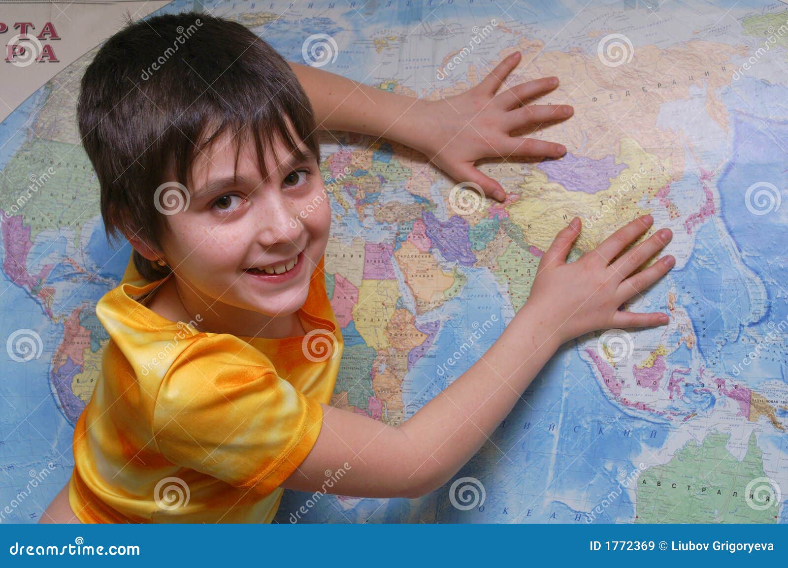 The girl and the map stock image. Image of holidays, person - 1772369
