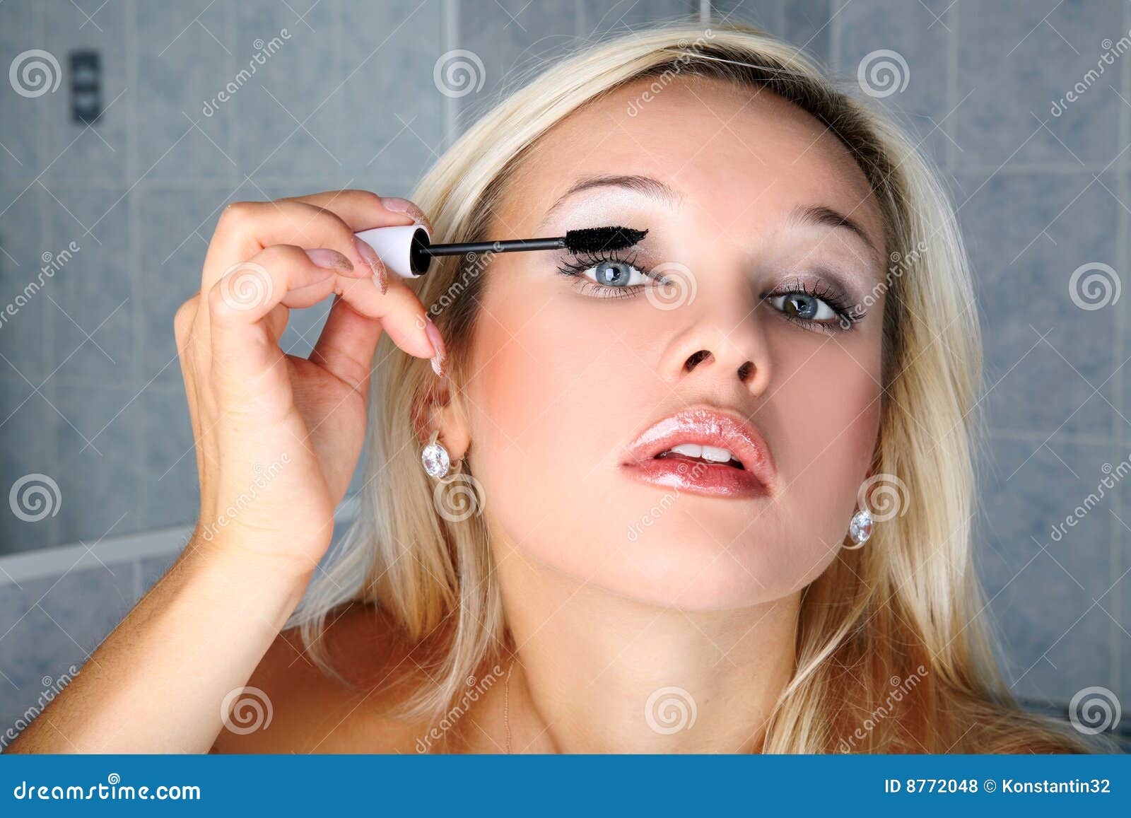 Girl with mascara stock photo. Image of morning, lifestyle - 8772048