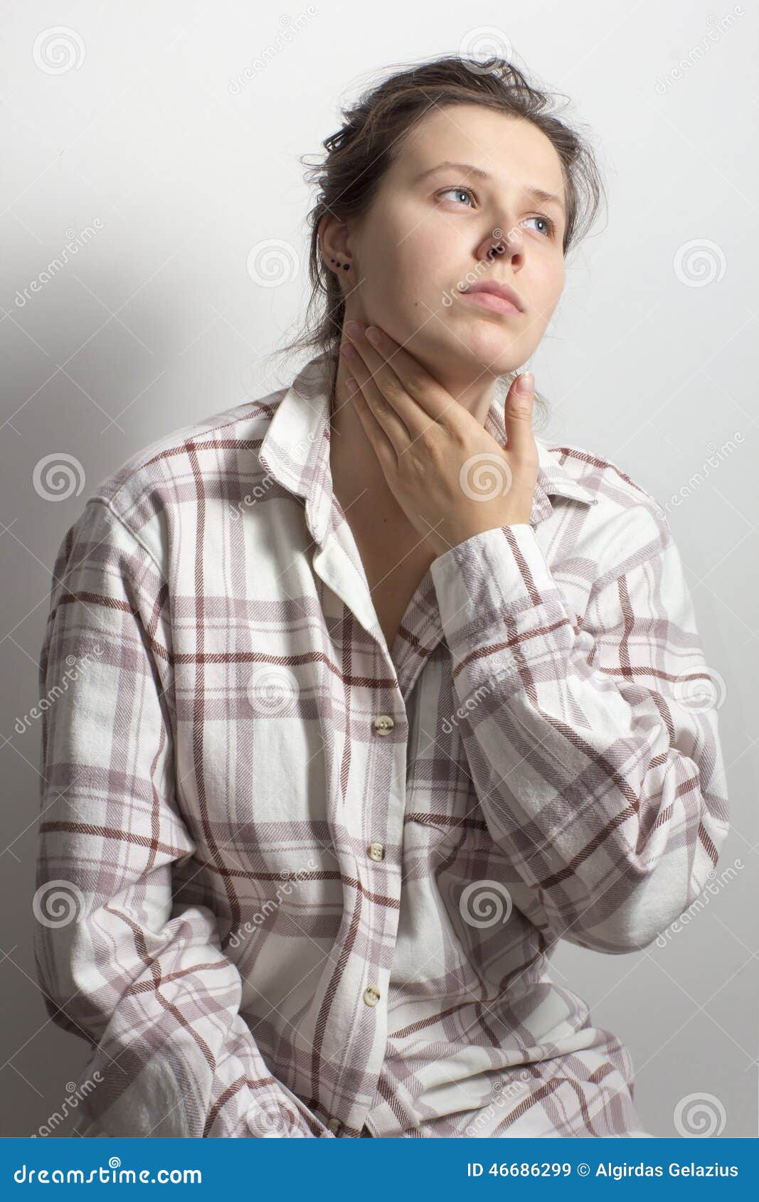 Girl Measuring the Pulse in the Neck Stock Image - Image of portrait ...