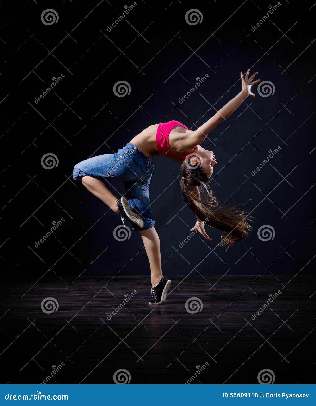 Girl Modern Dancer (normal Version) Stock Photo - Image of dancing ...