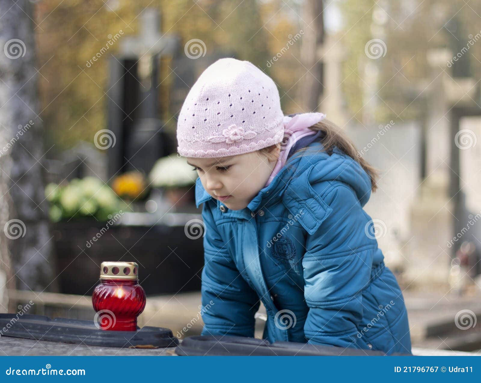 Girl mourning at the grave stock image. Image of europe - 21796767