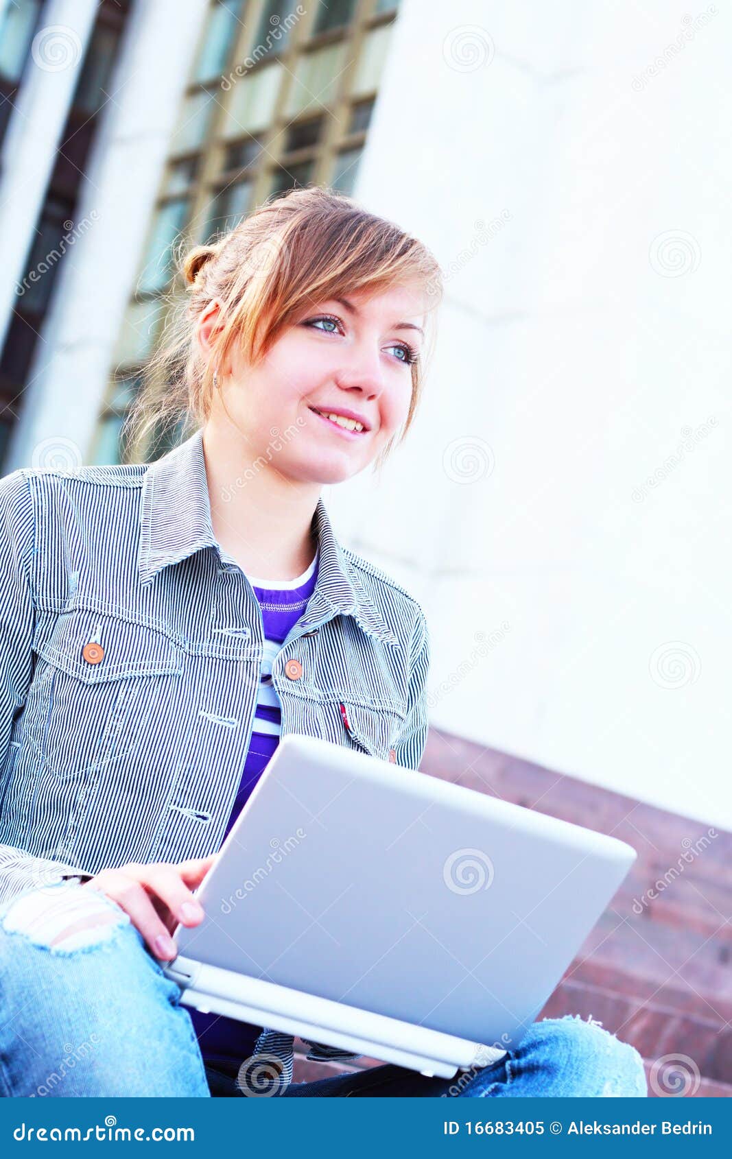 The girl with the notebook stock image. Image of portable - 16683405