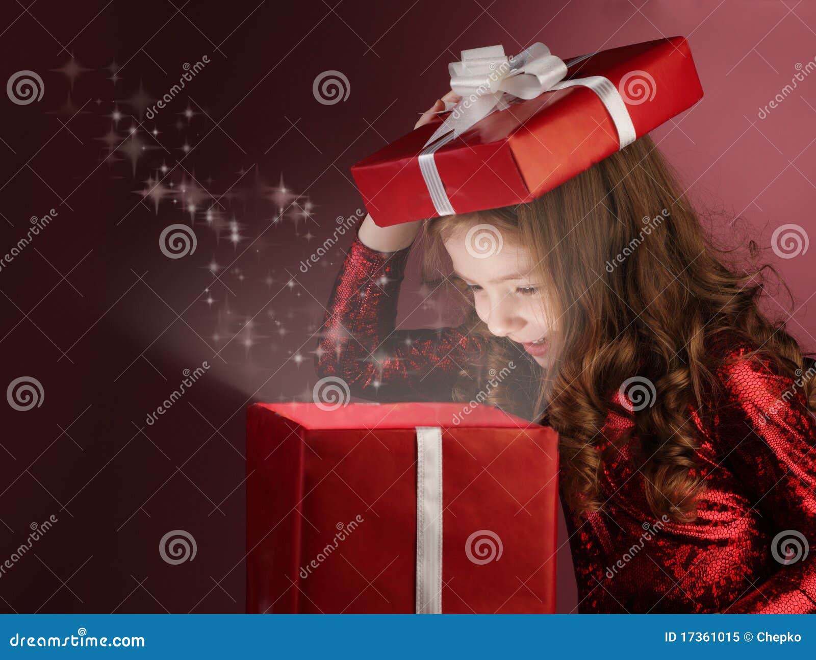 Girl open gift box stock image. Image of girls, female - 17361015