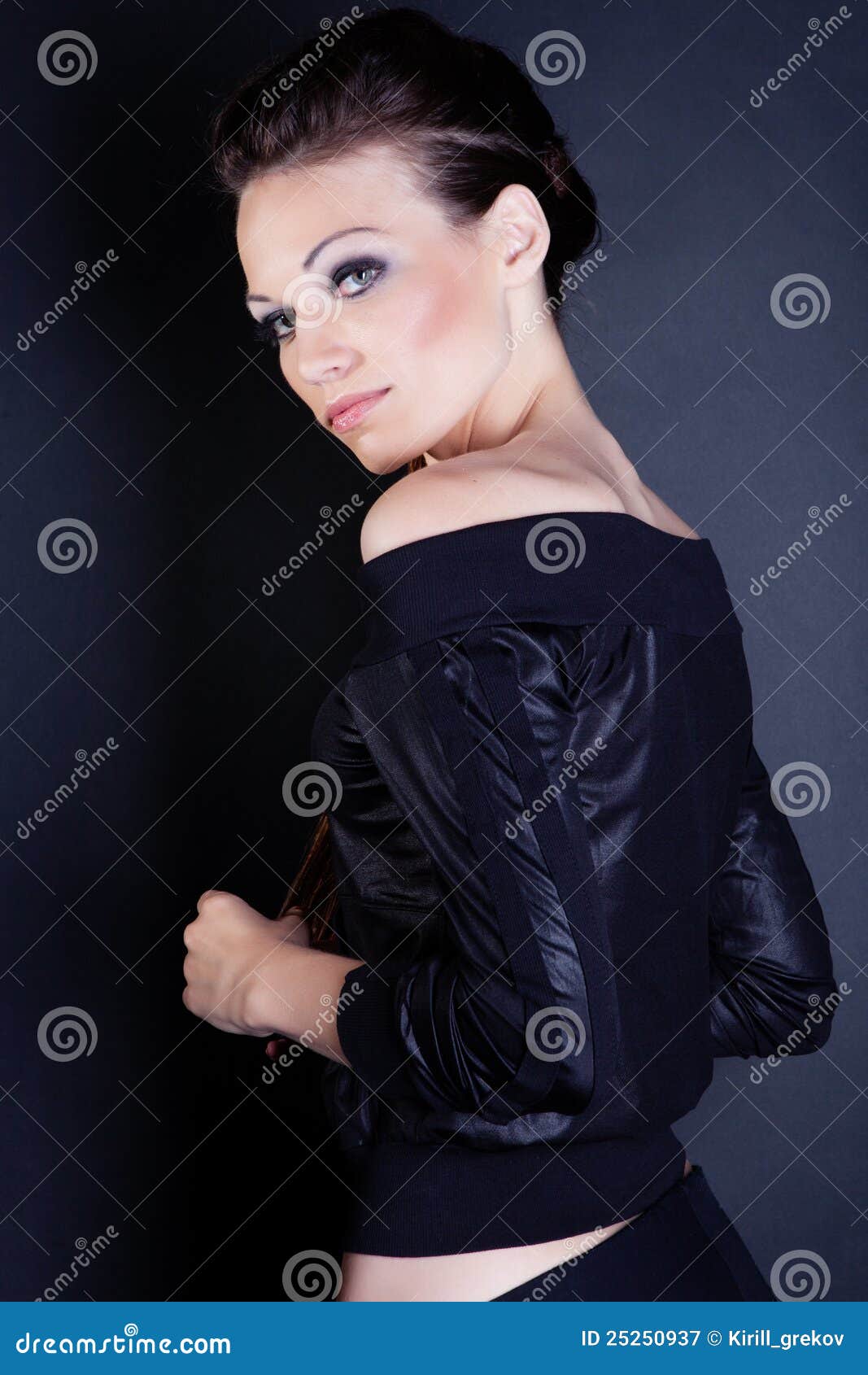 Girl portrait in studio stock image. Image of feminine - 25250937