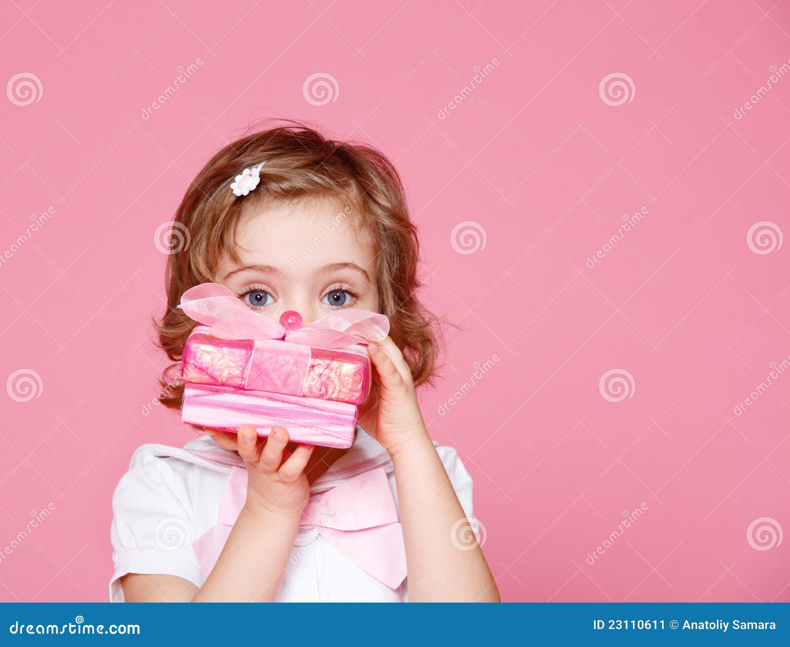 Girl with present stock image. Image of attractive, offspring - 23110611