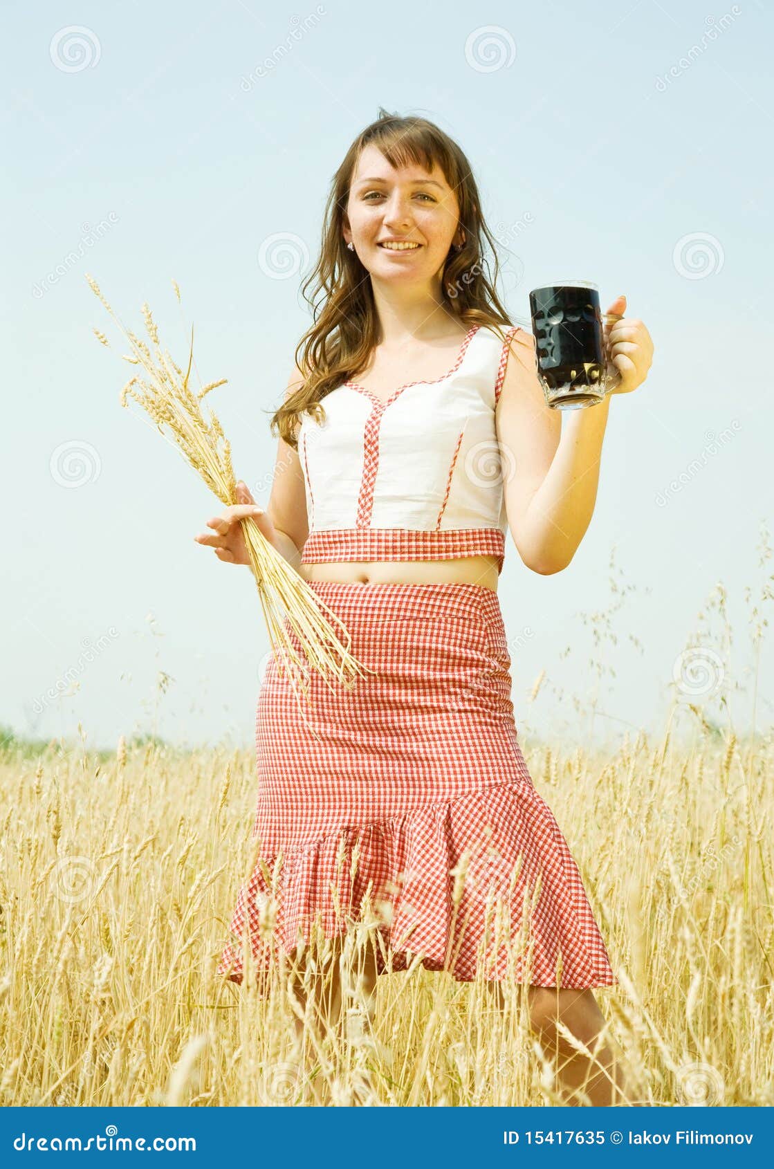 Girl with quass and wheat stock image. Image of nature - 15417635