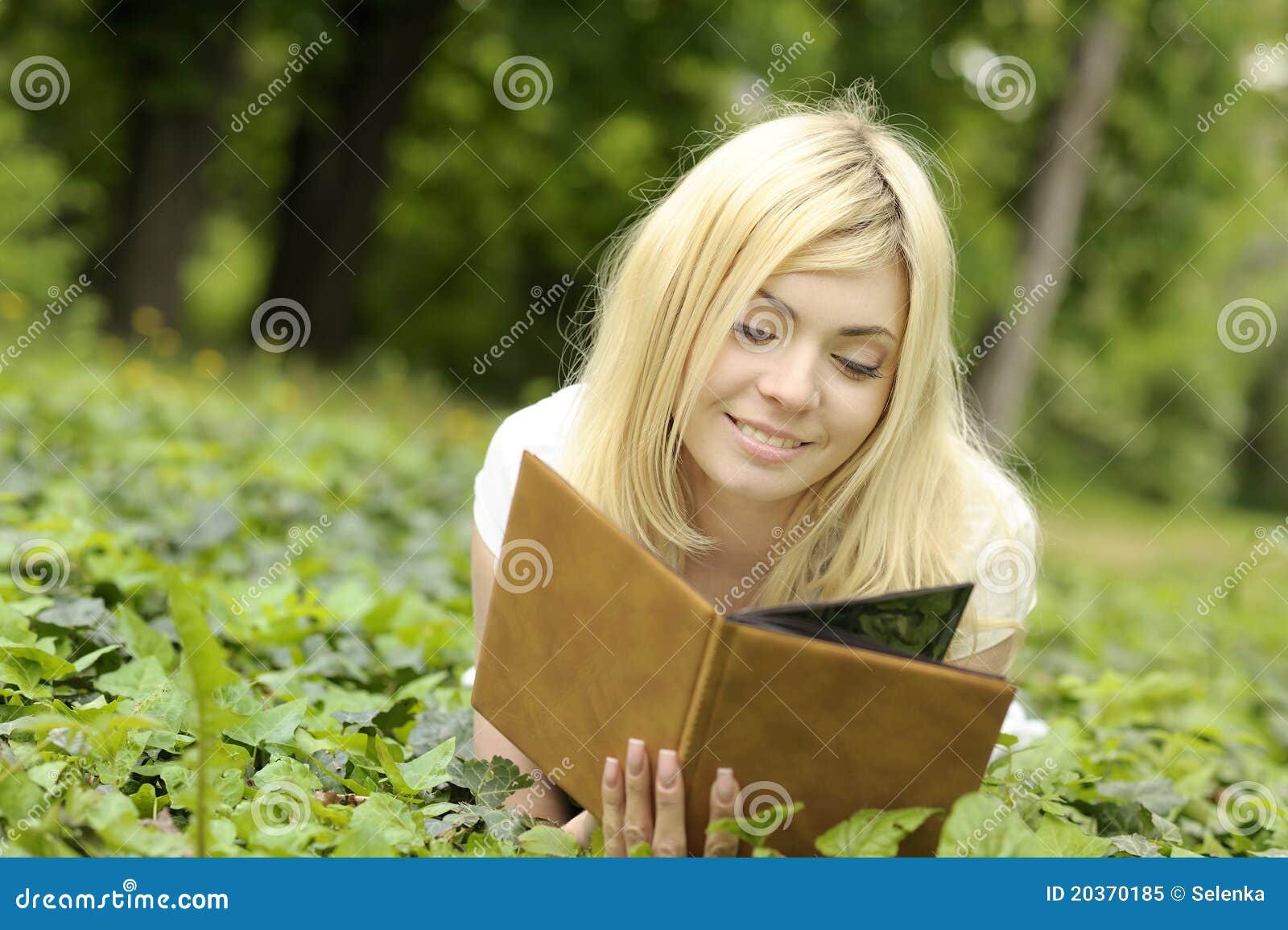 Girl Reading a Book Outdoor. Stock Image - Image of beauty, park: 20370185