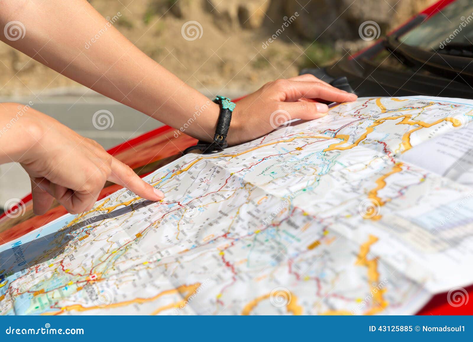 Girl is reading a map stock image. Image of nature, lake - 43125885