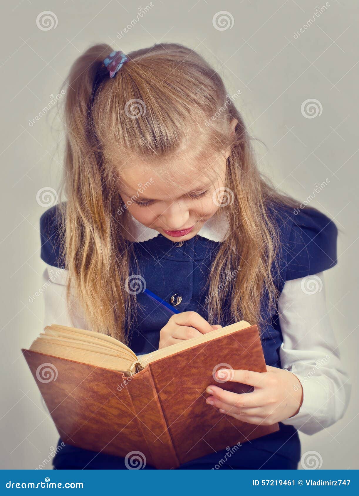 The girl reads the book stock image. Image of textbook - 57219461