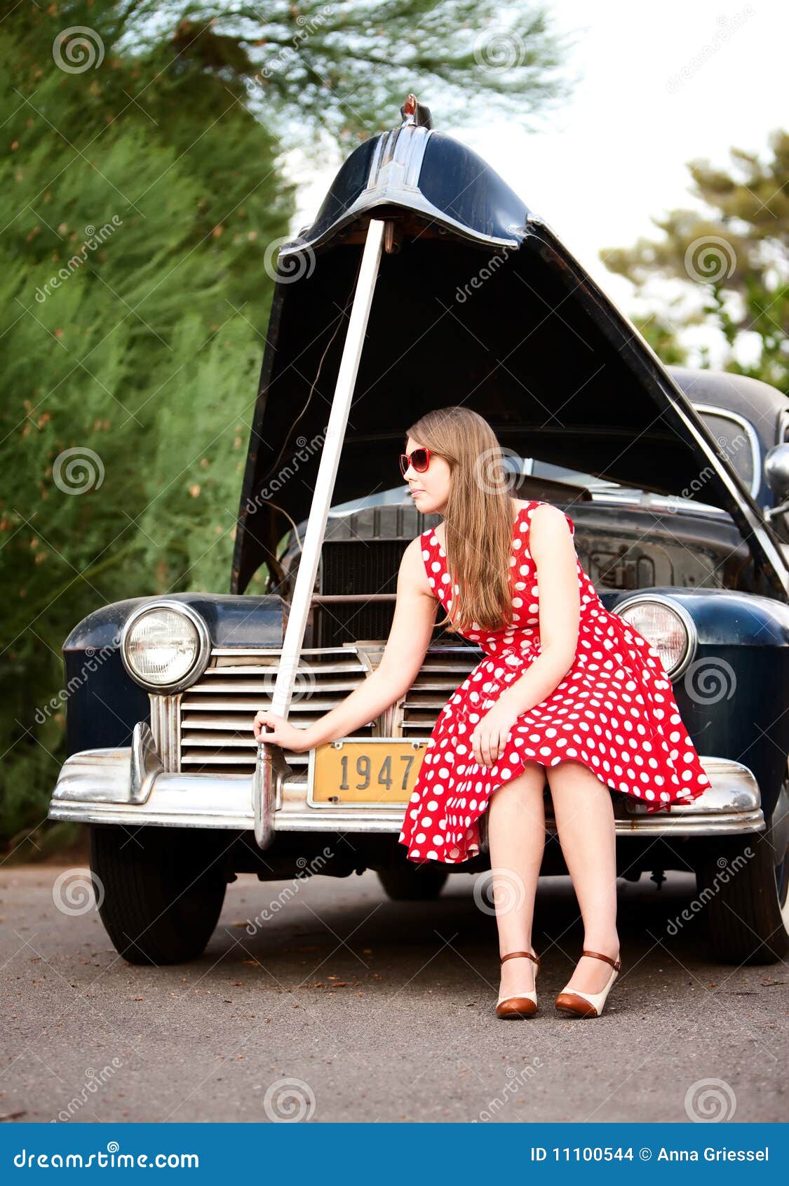 Girl in Red with Vintage Car Stock Photo - Image of sweet, sedan: 11100544