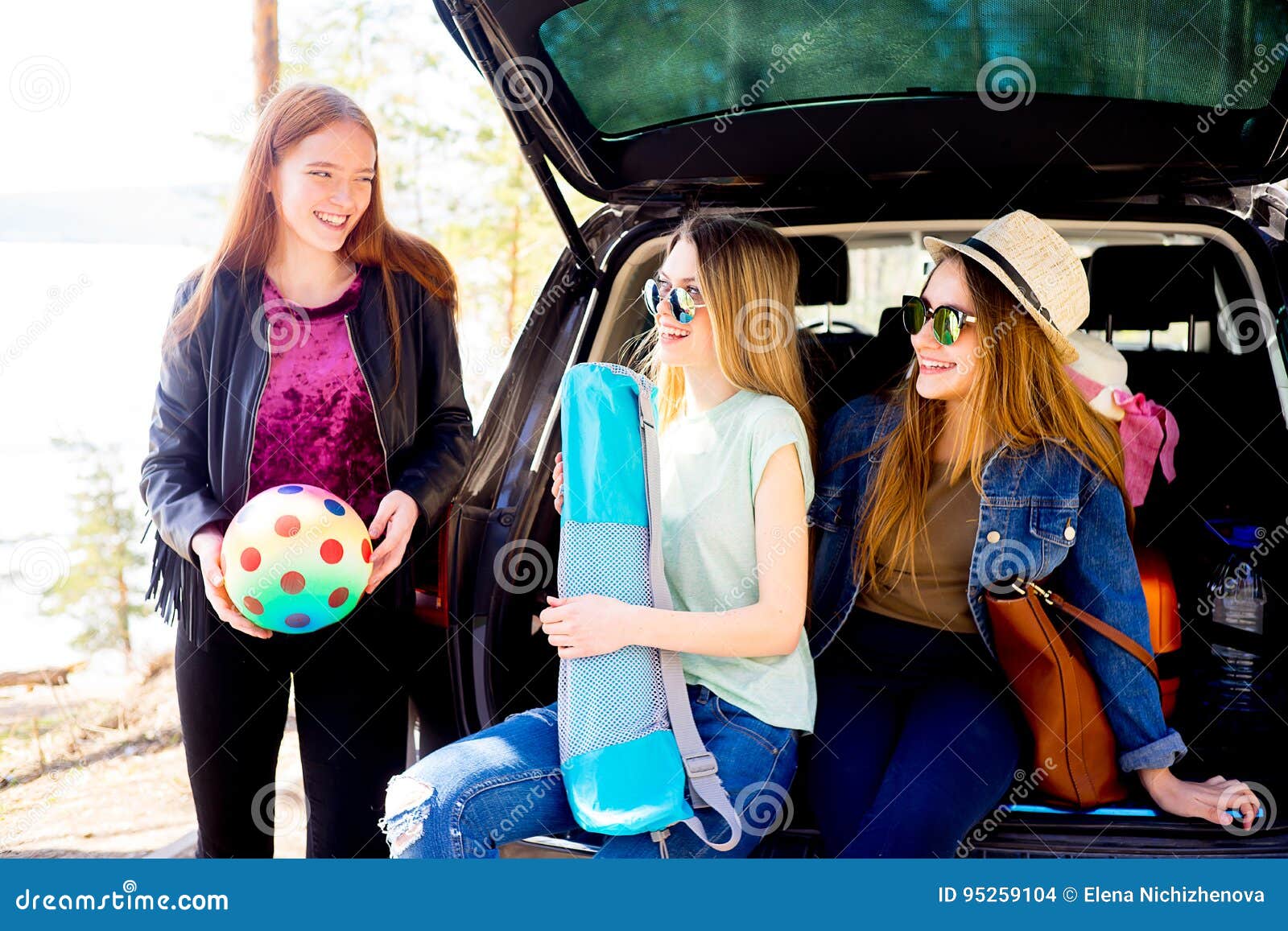 Girl road trip stock photo. Image of holidays, beautiful - 95259104