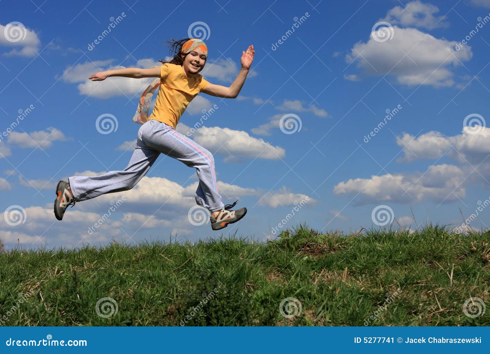 Girl running stock image. Image of female, sporting, friends - 5277741