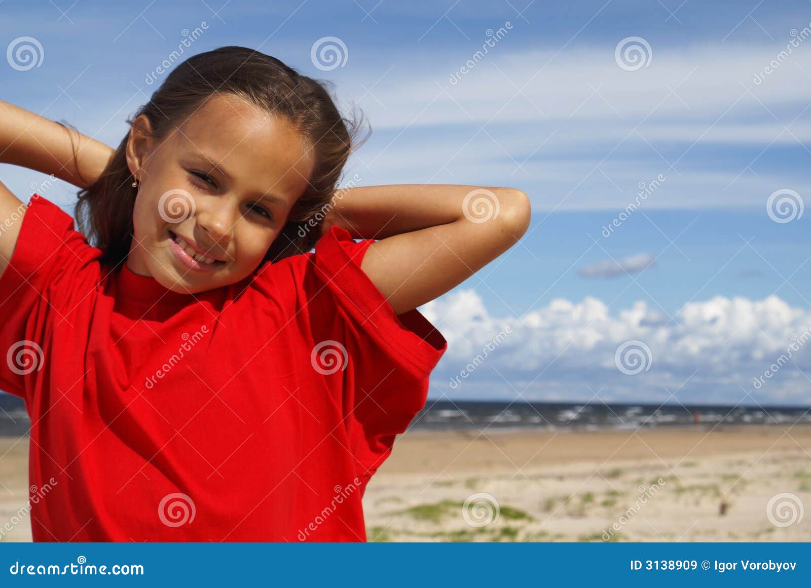Girl and the sea stock image. Image of people, child, beach - 3138909
