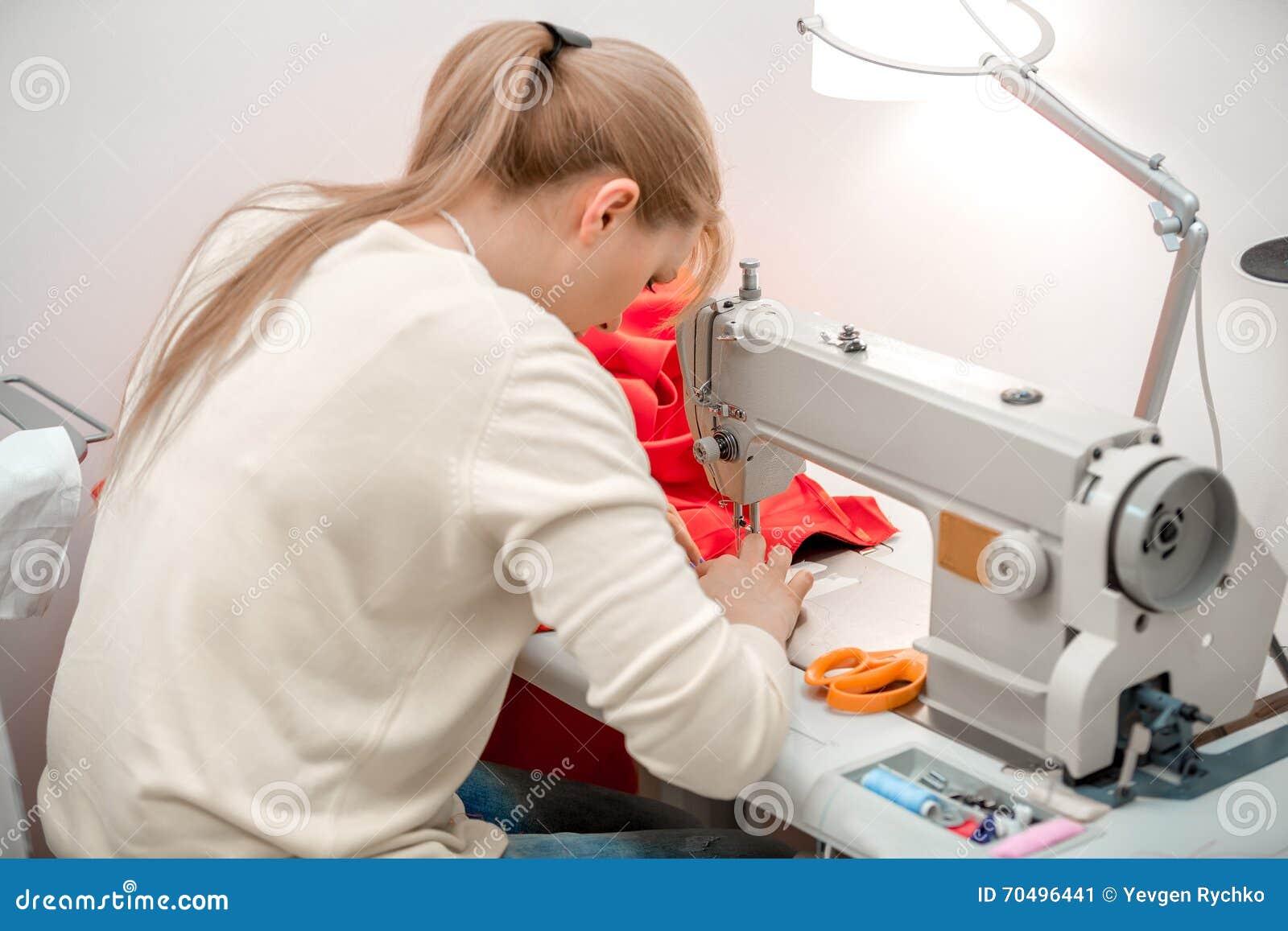 Girl Seamstress Sew On The Sewing Machine Stock Image Image Of