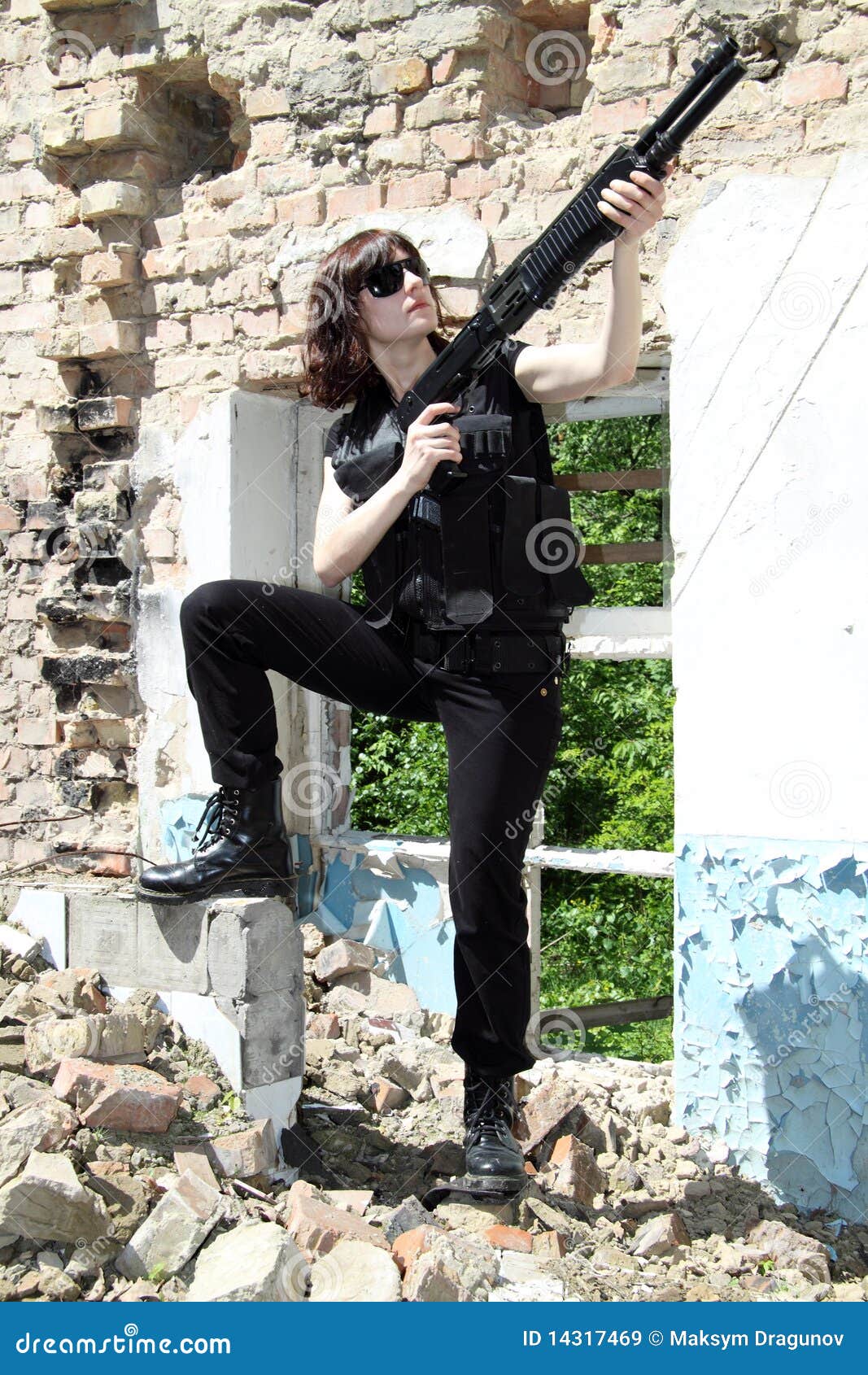 Girl with a shotgun stock image. Image of ruins, holding - 14317469