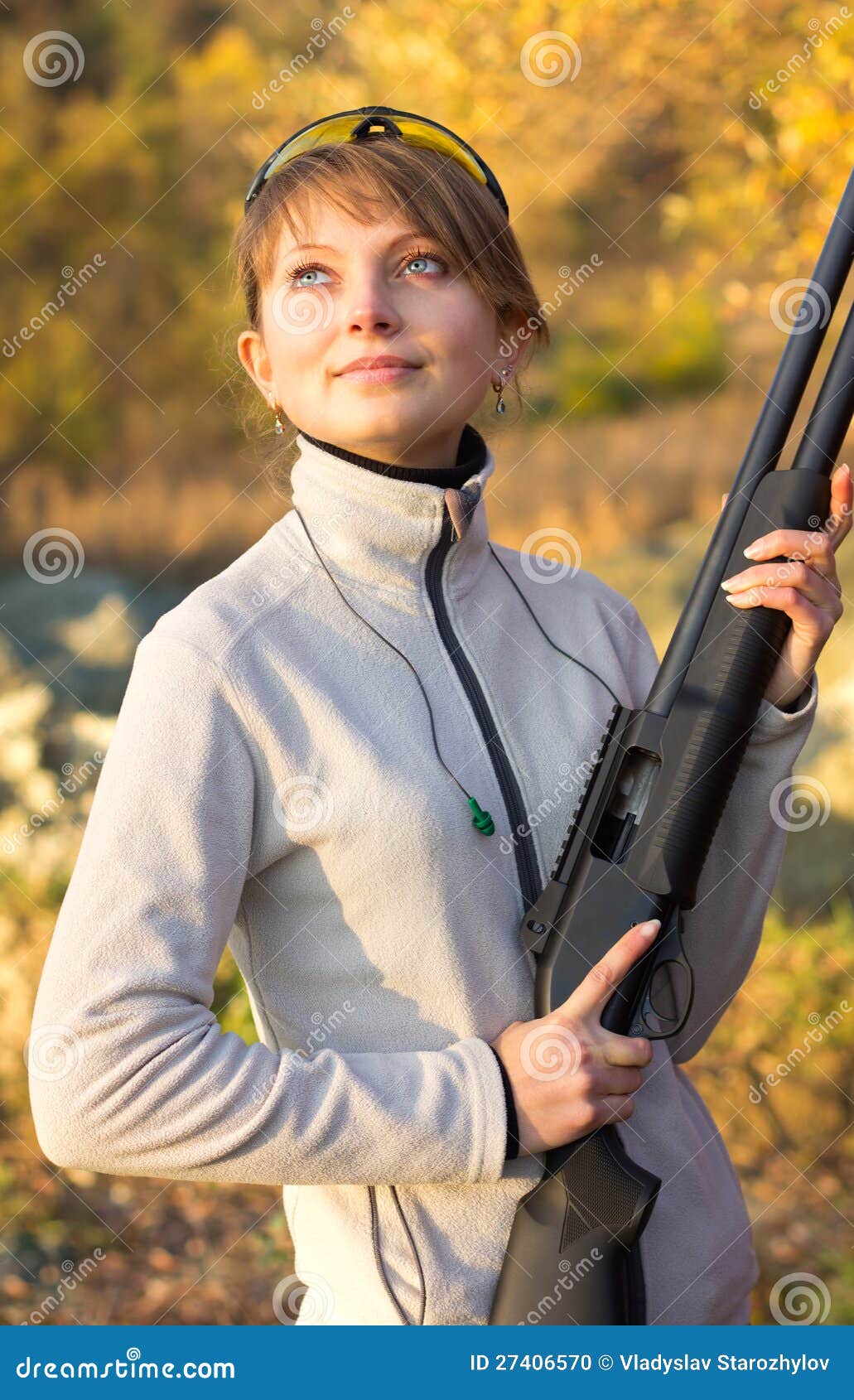 Girl with a shotgun stock photo. Image of defense, hunter - 27406570
