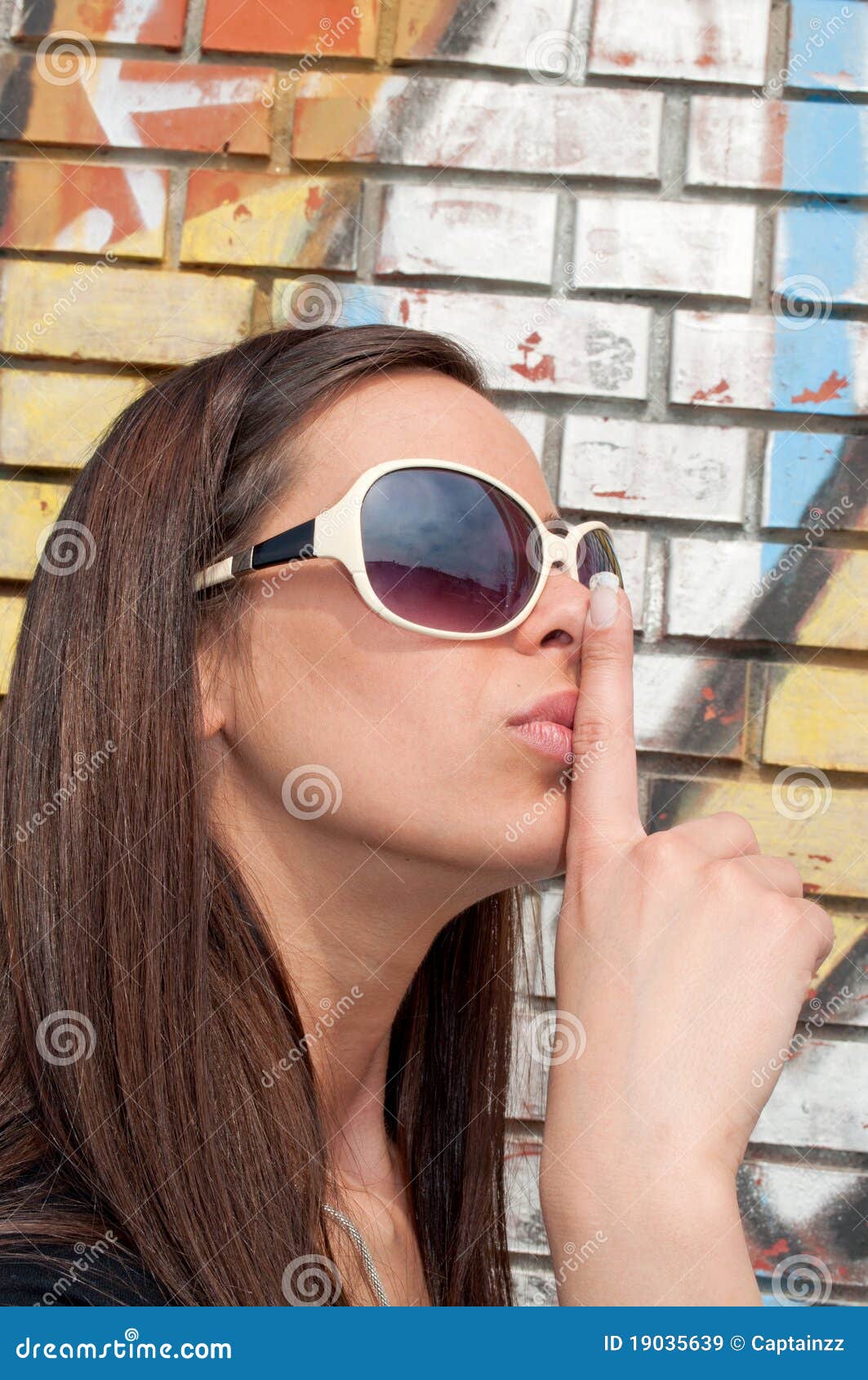 Girl shows shhh stock image. Image of cute, glamour, human - 19035639