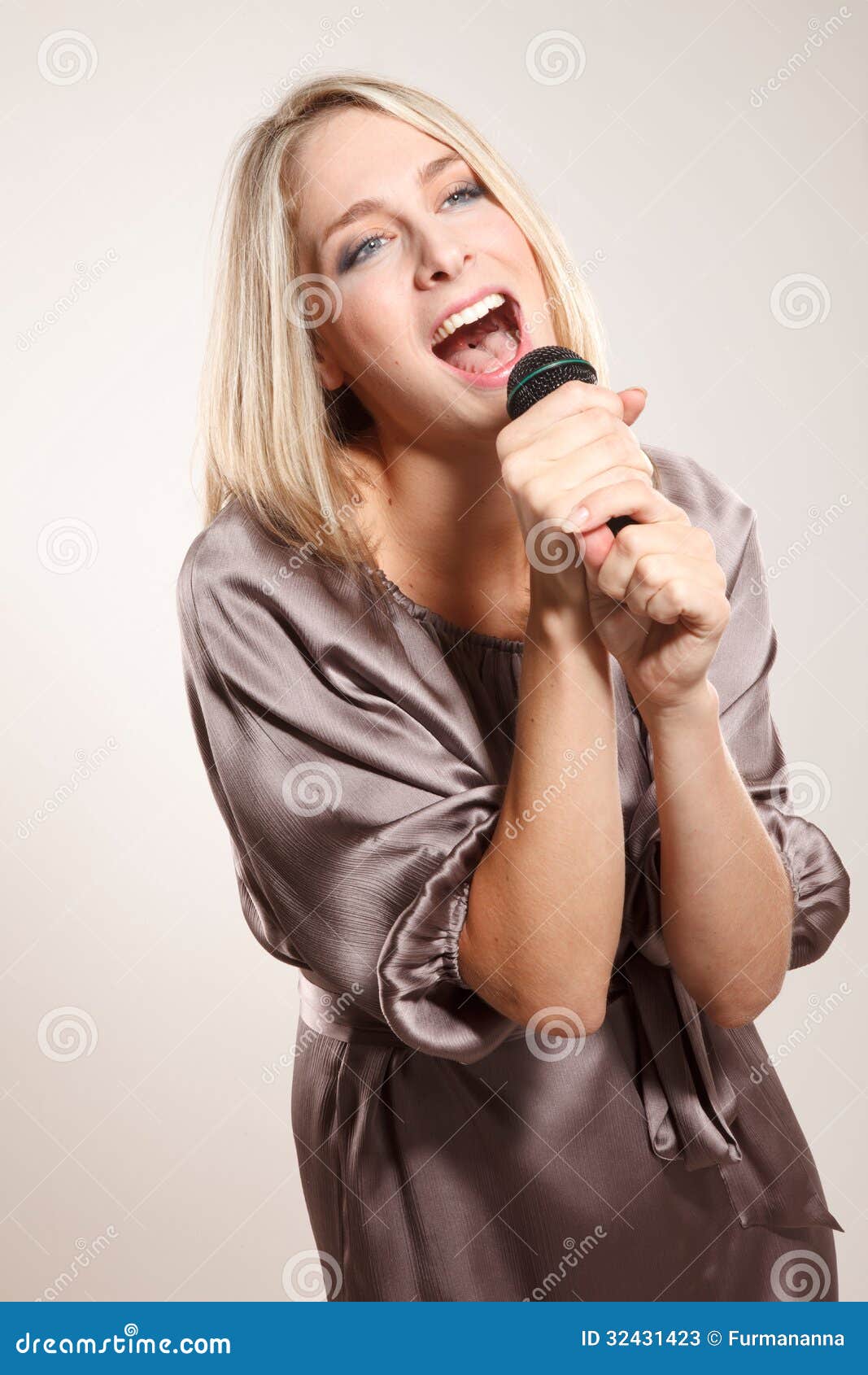 Girl is singing stock image. Image of dress, screaming - 32431423