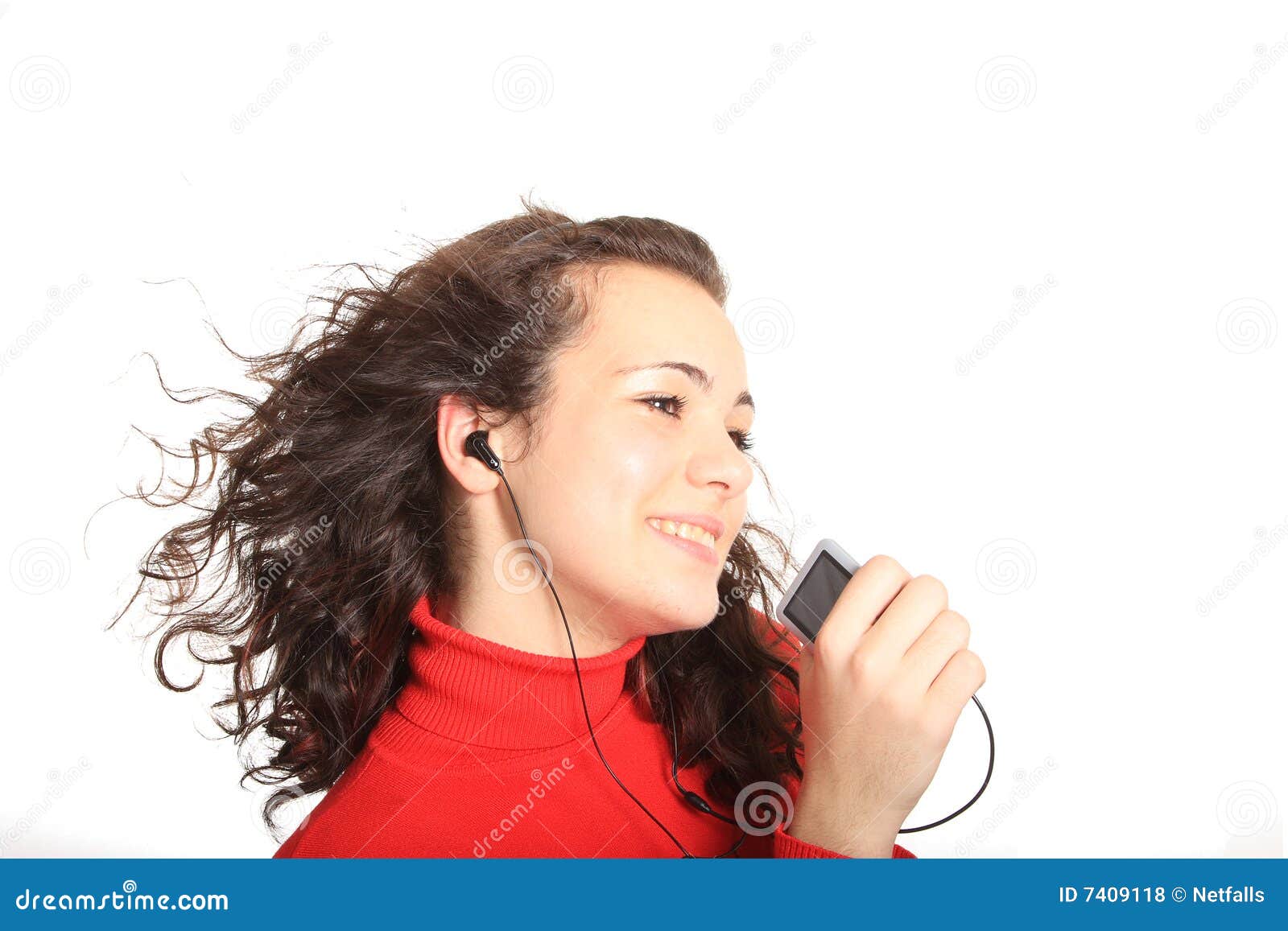 Girl singing in a MP3 stock photo. Image of player, modern - 7409118