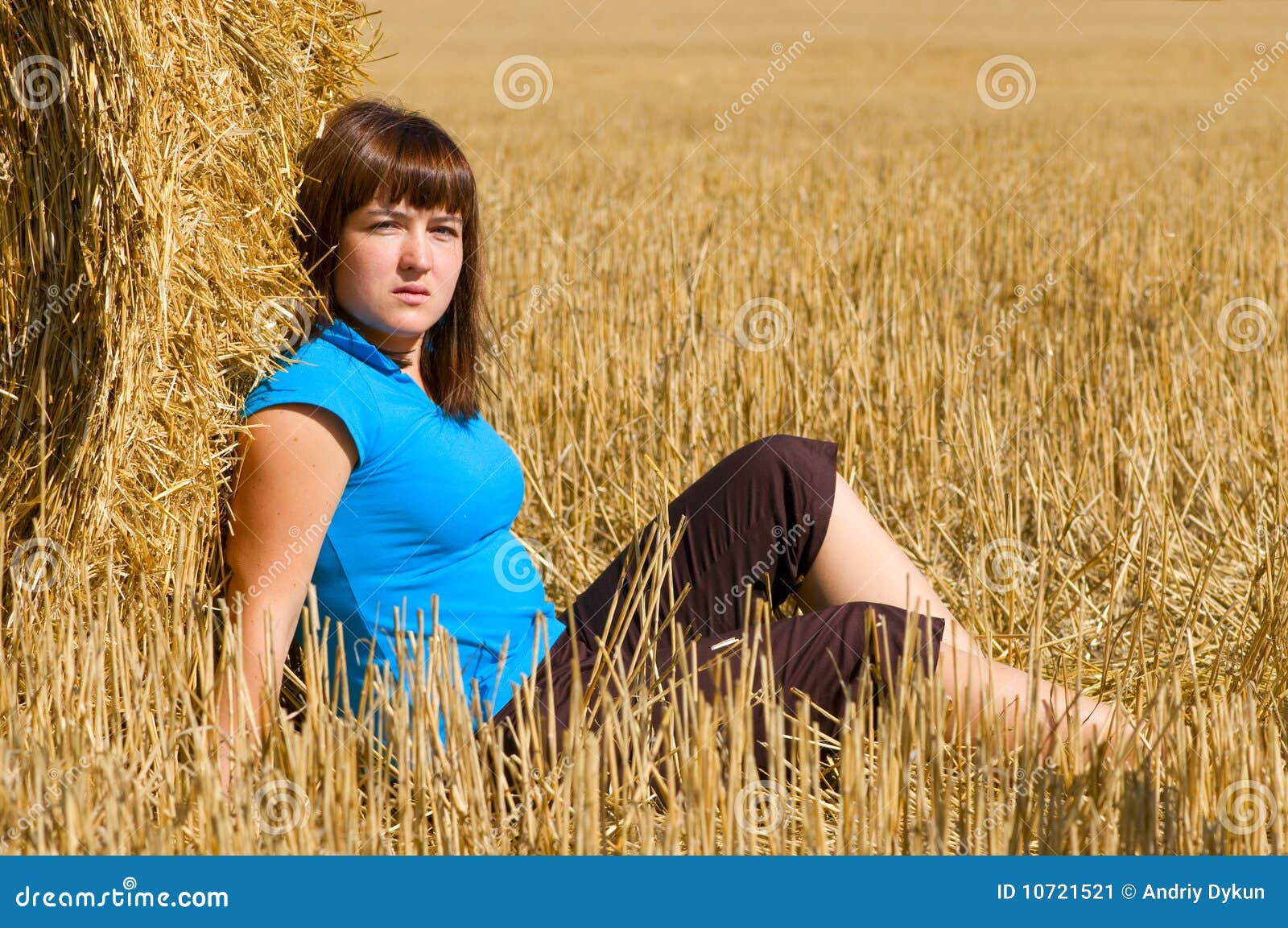 Girl sitting on ground stock image. Image of people, action - 10721521