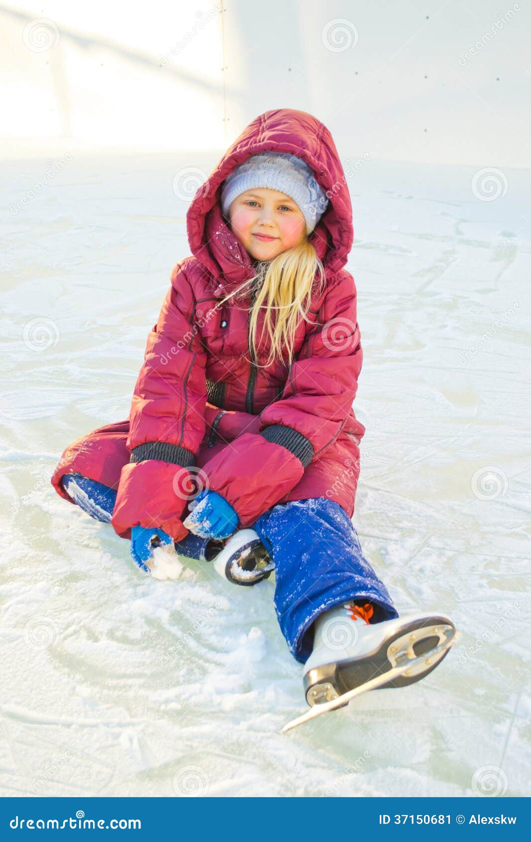 Girl skating on ice stock image. Image of slide, mood - 37150681