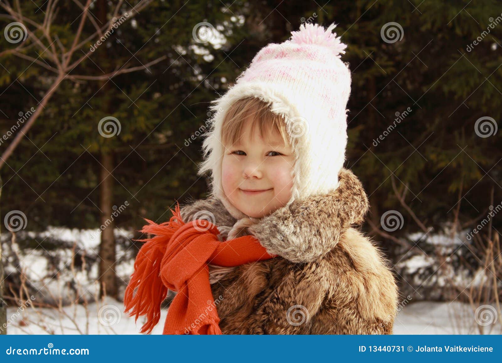 Girl smiling in winter stock image. Image of snow, clothing - 13440731