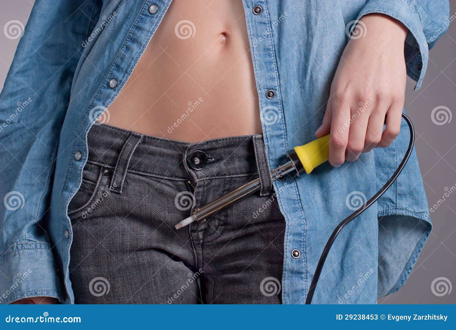 Girl Soldering Iron Stock Photos - Download 159 Images
