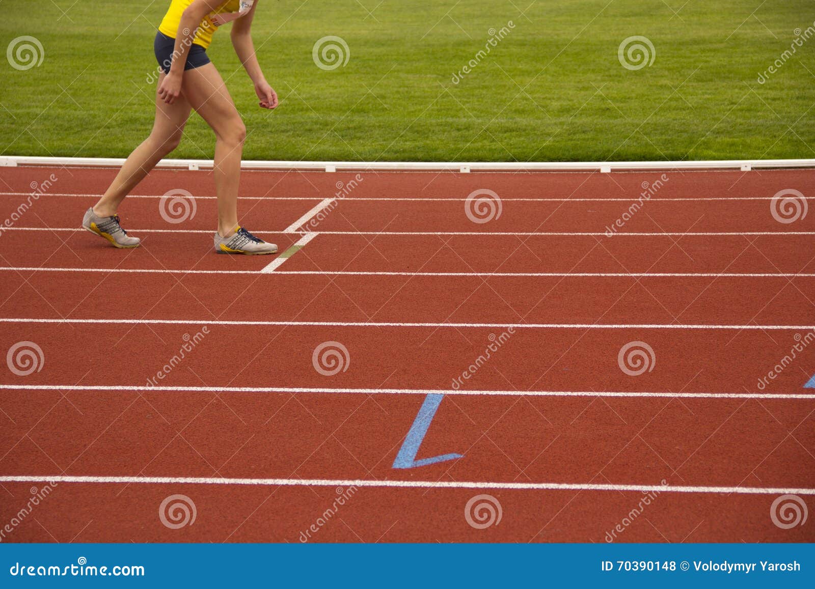 Girl start running stock photo. Image of stripe, racecourse - 70390148