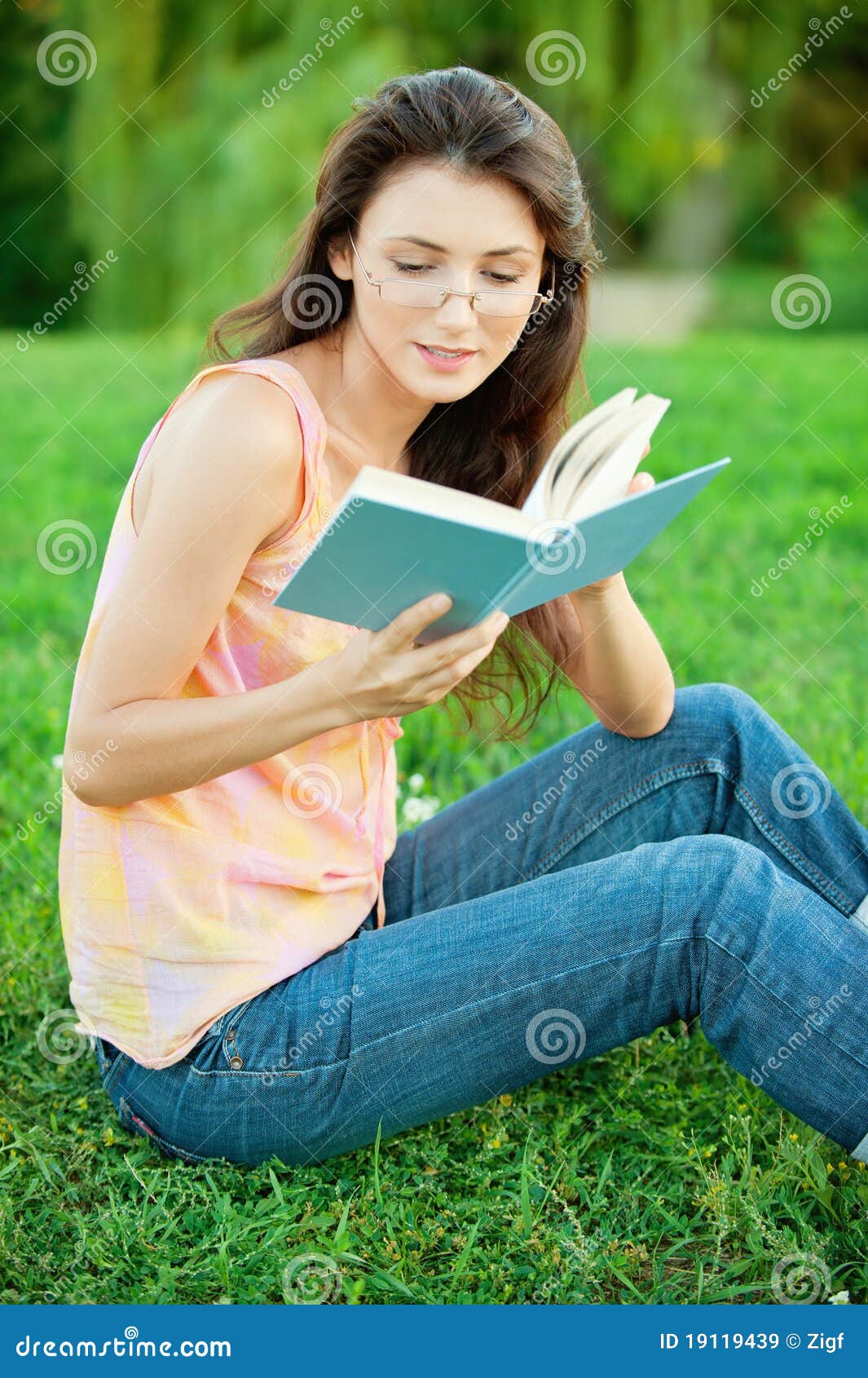Girl-student Read a Textbook. Stock Image - Image of glasses, face ...