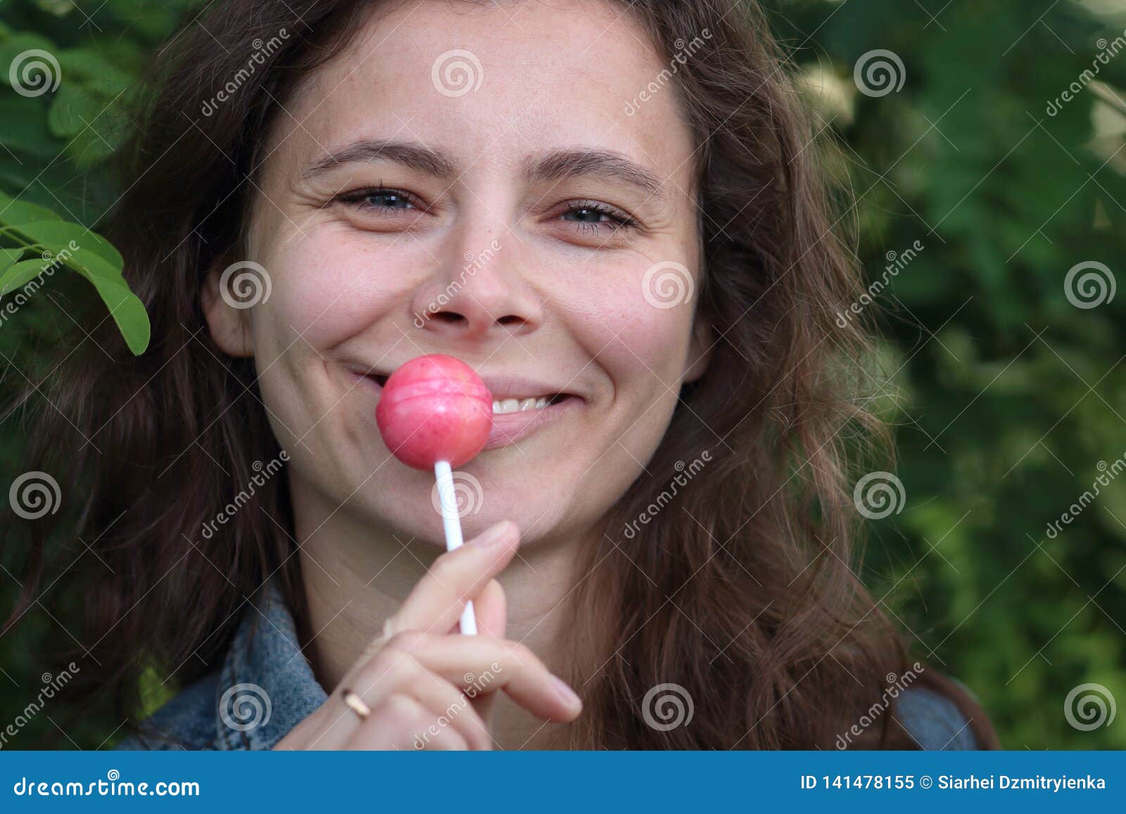 The Girl Sucks Chupa Chups Stock Image Image Of Caramel 141478155