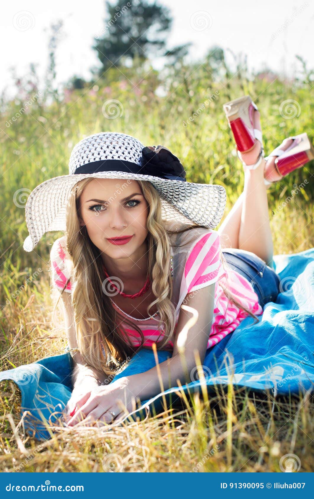 Girl sunbathing in the sun stock image. Image of cute - 91390095