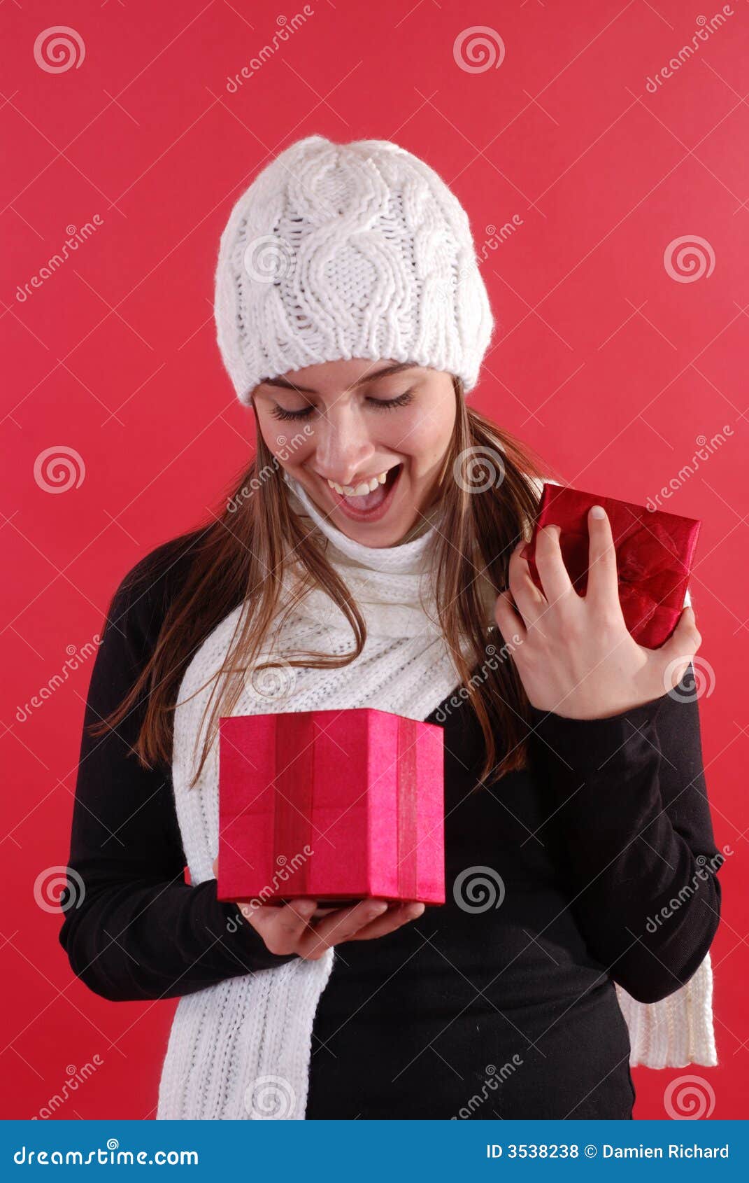 Girl Surprised Opening Gift Stock Photo - Image of pretty, christmas ...