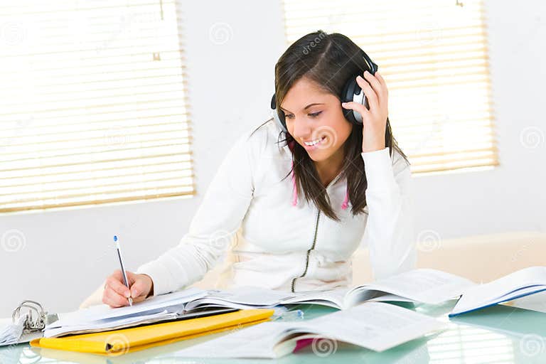 Girl taking notes stock image. Image of person, persiennes - 8920317