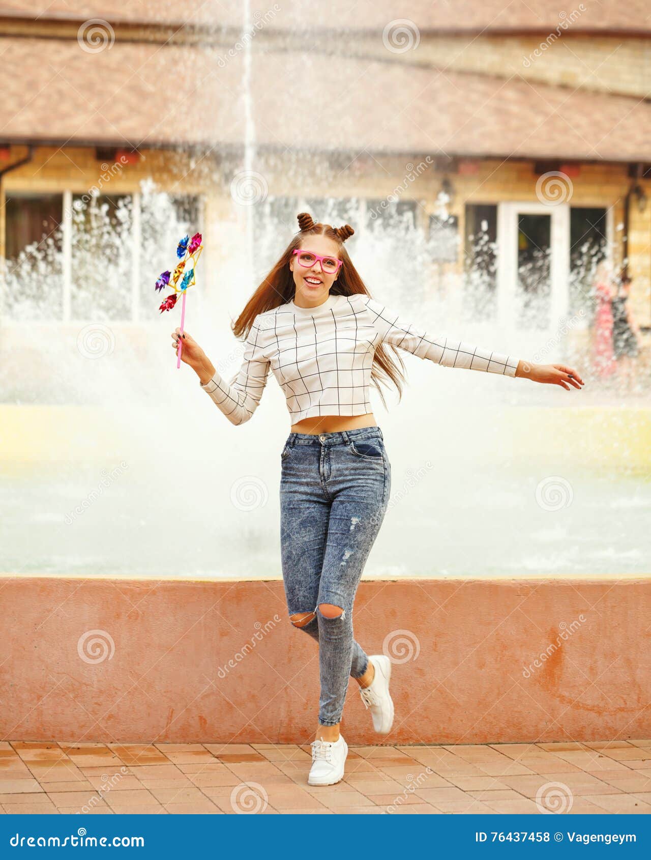 Girl Teen Spinner Array Tool Stock Photos - Free & Royalty-Free Stock ...