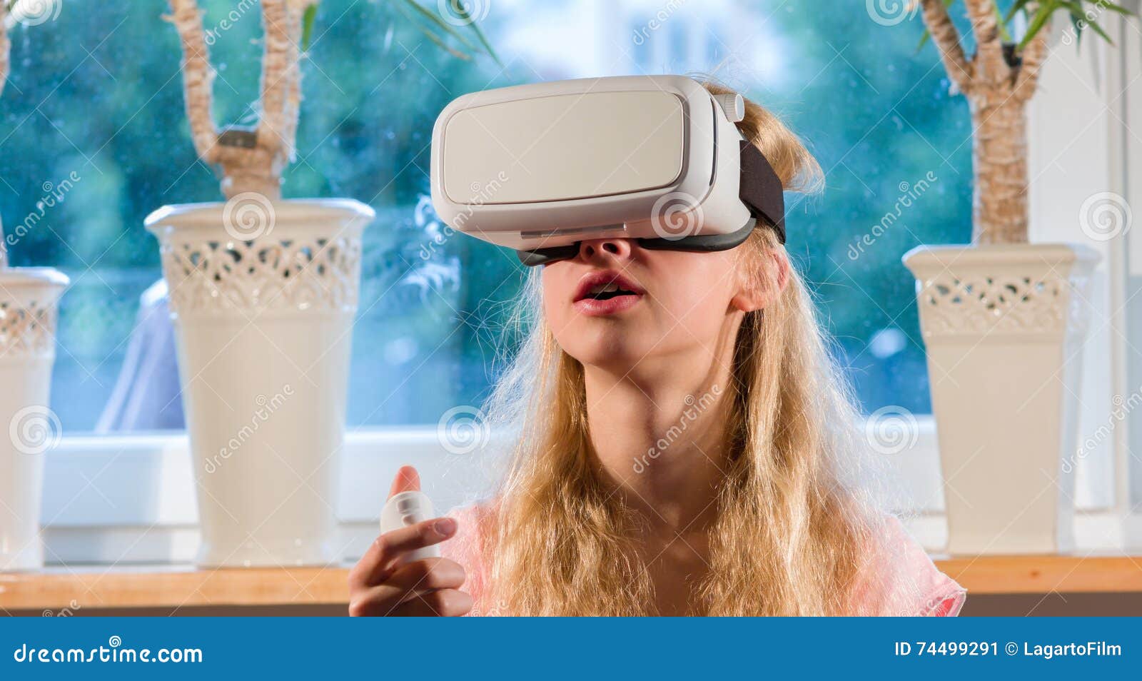 Girl in virtual reality stock image. Image of entertainment - 74499291
