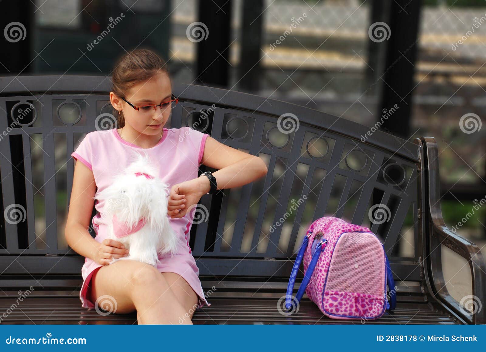 Girl Waiting Royalty Free Stock Photos - Image: 2838178