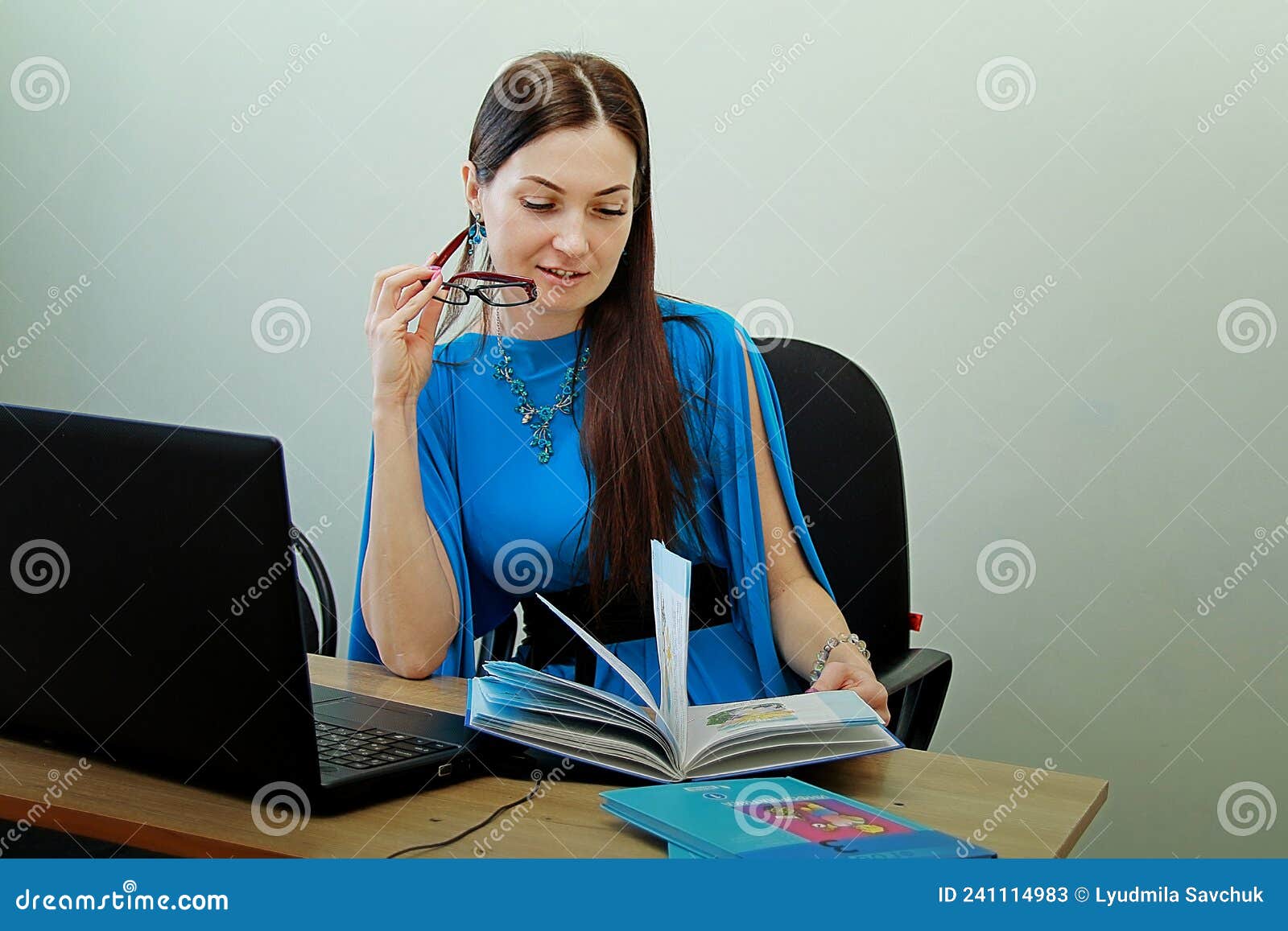 The Girl is Working at the Computer Stock Image - Image of computer ...