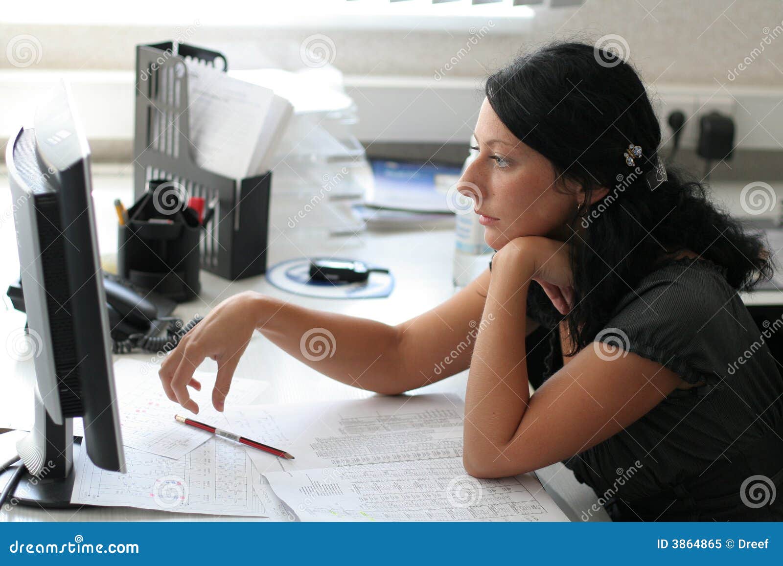 Girl works in office stock image. Image of learning, female - 3864865