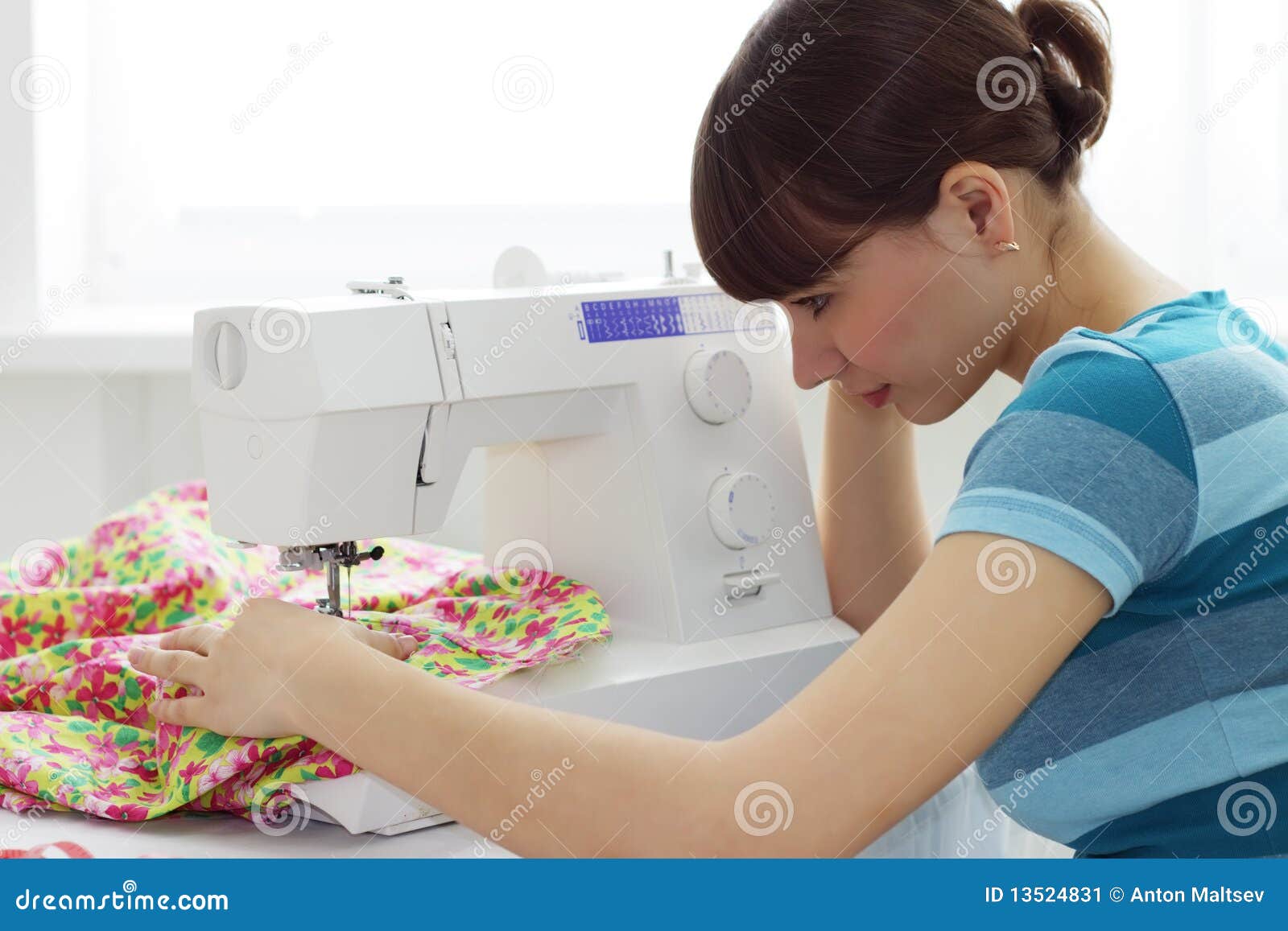 The Girl Works on Sewing Machine Stock Image - Image of attractive ...