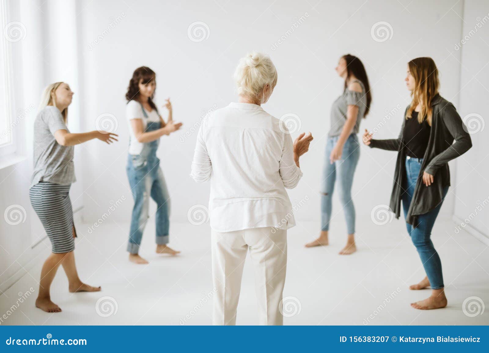 Girls in the circle stock image. Image of psychologist - 156383207