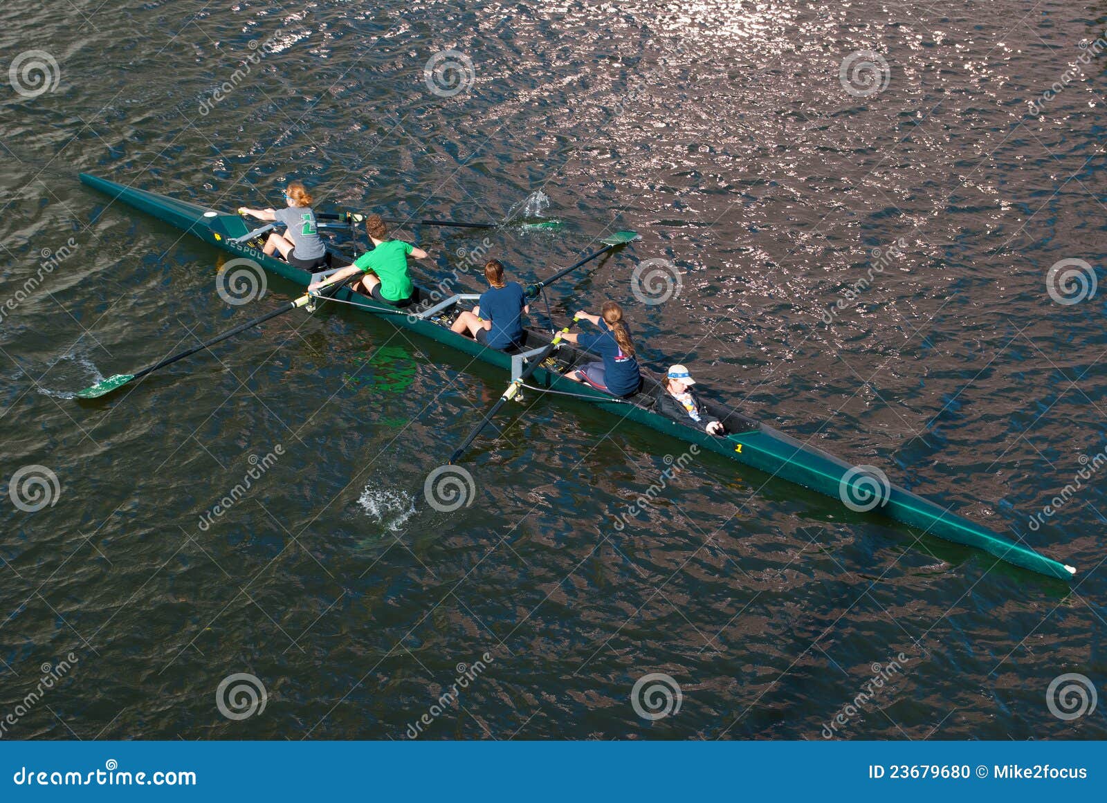 Girls Collegiate Rowing Team Editorial Image - Image of sculling ...