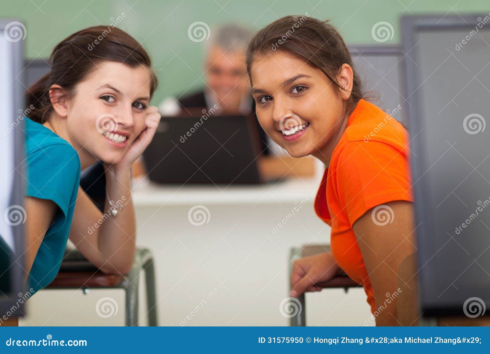 Girls computer class stock photo. Image of class, indian - 31575950