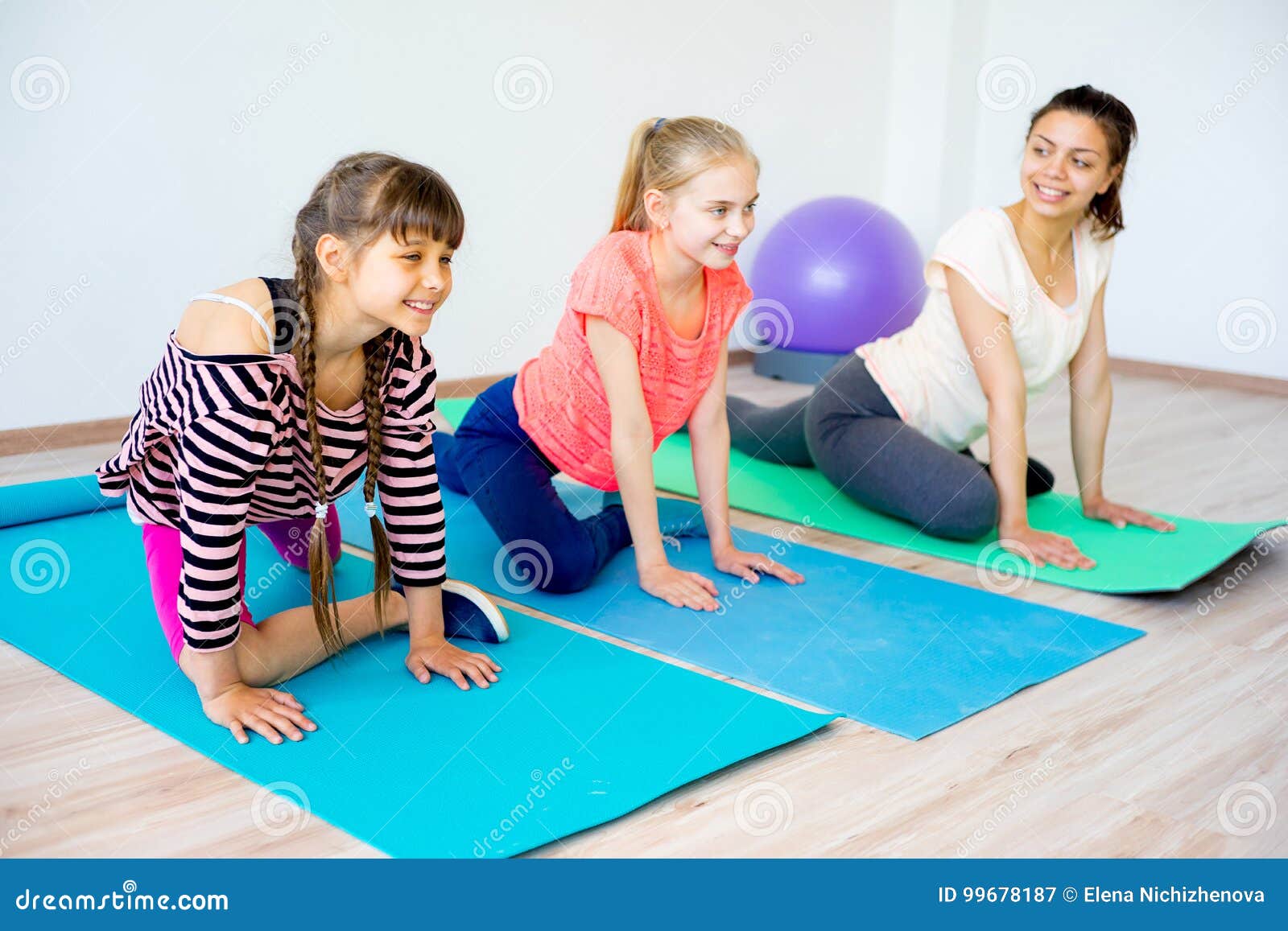 Young Girls Stretching Gym Stock Images - Download 1,931 Royalty Free ...