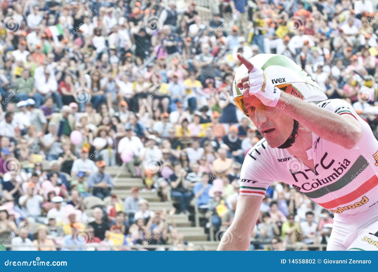 Giro D Italia: Marco Pinotti Editorial Photography - Image of triumph ...