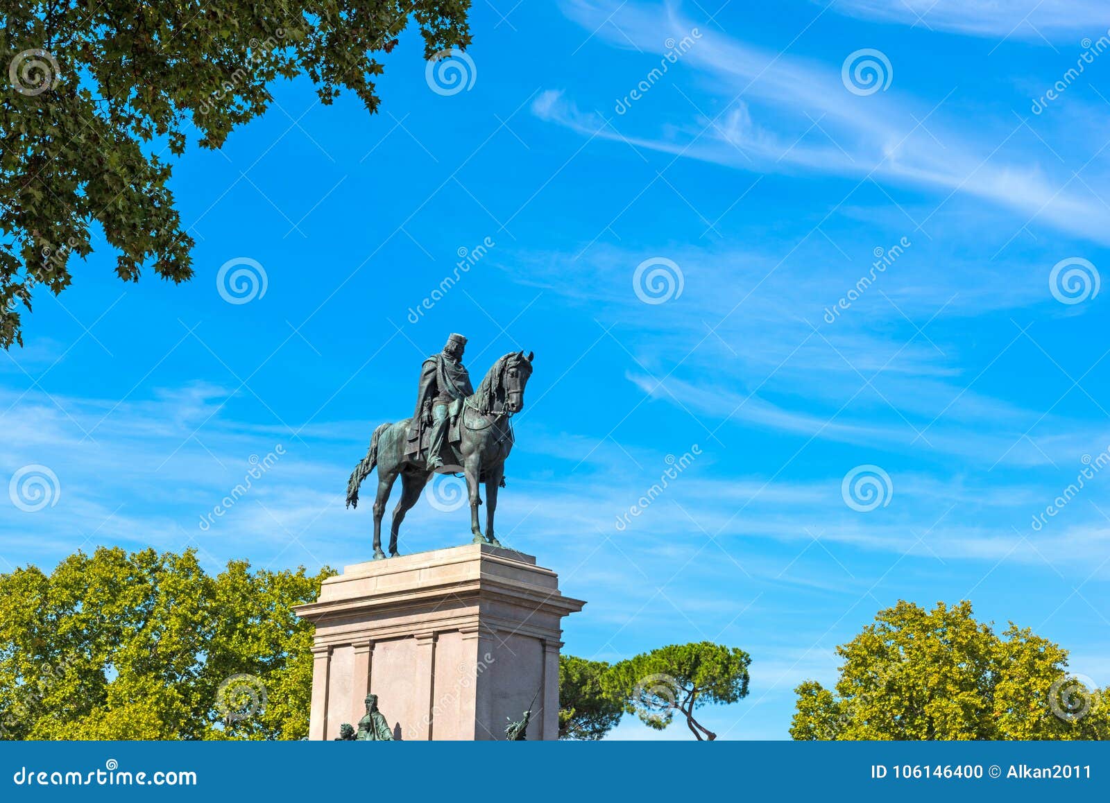 Giuseppe Garibaldi Statue in Janiculum Stock Photo - Image of italian ...