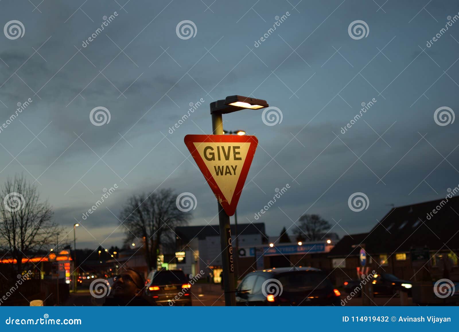 Give Way Road Sign at Night Stock Photo - Image of sign, night: 114919432