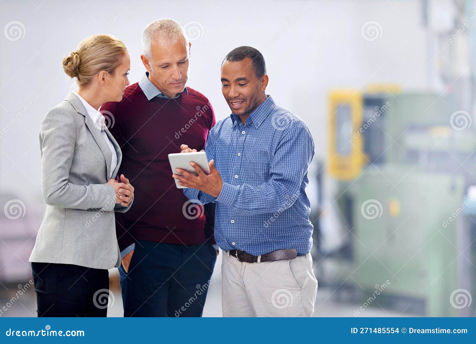 Giving Feedback about Operations. the Management of a Factory Using a ...