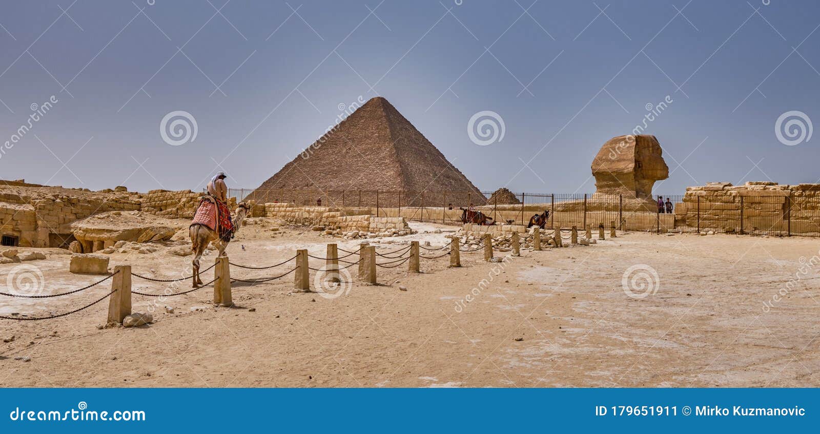 Giza Plateau with the Great Sphinx and the Giza Pyramid Complex ...